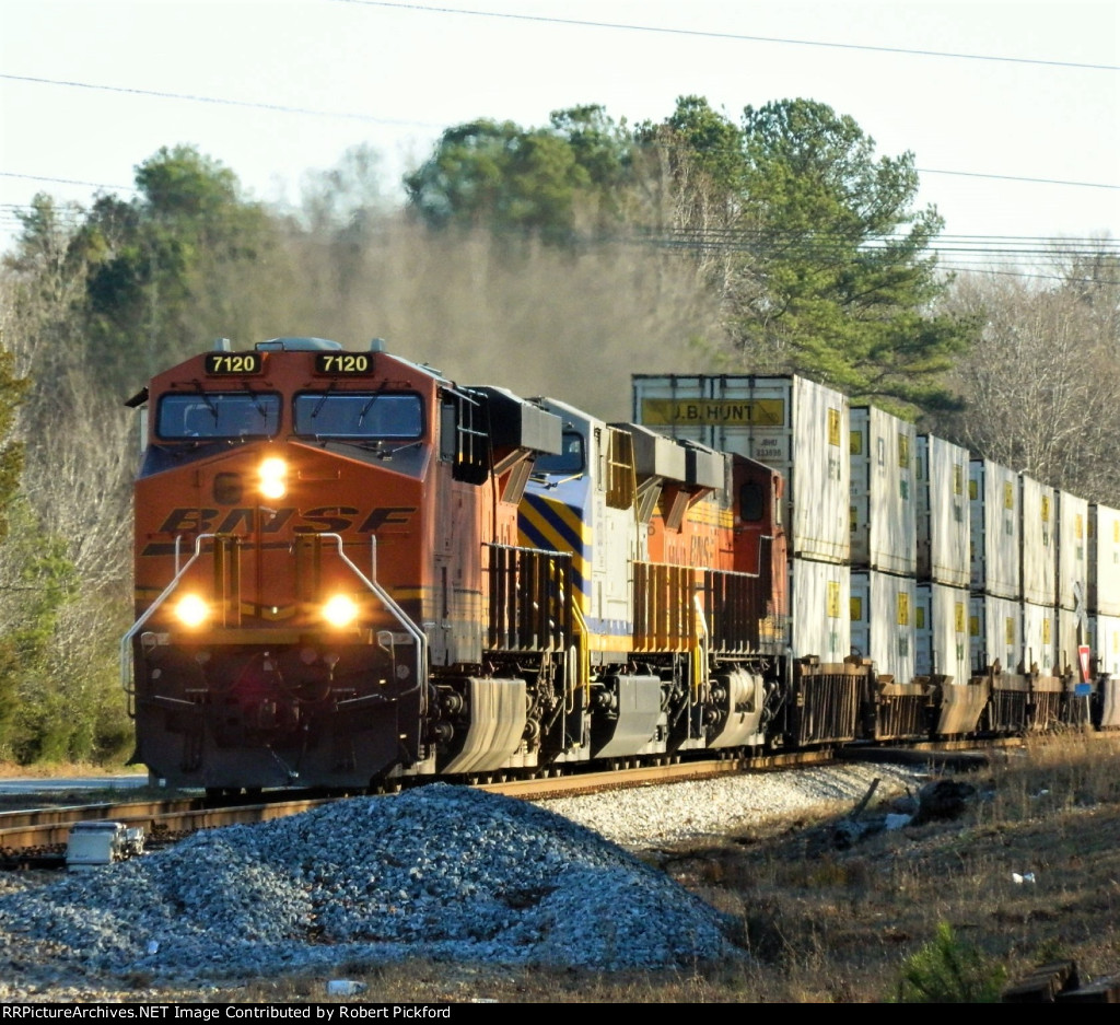 BNSF 7120 (ES44C4) CREX 1333 (ES44AC) BNSF 6626 (ES44C4)